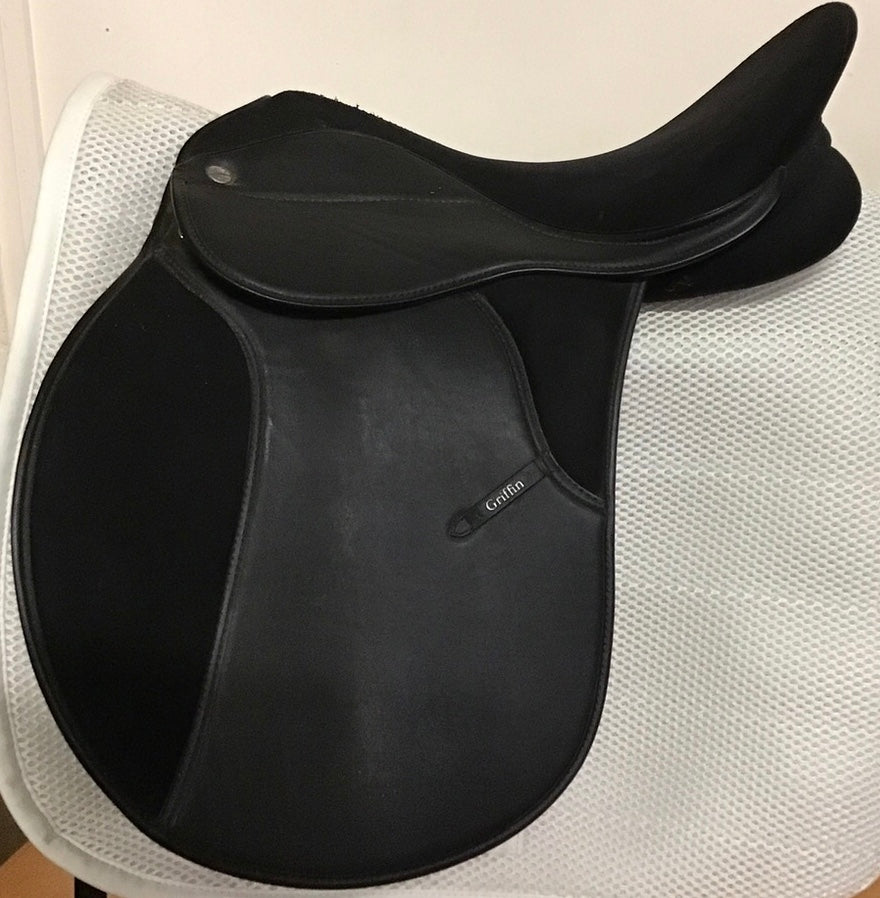 Thorowgood Griffin 17" Medium GP Saddle – The Old Barn Shop