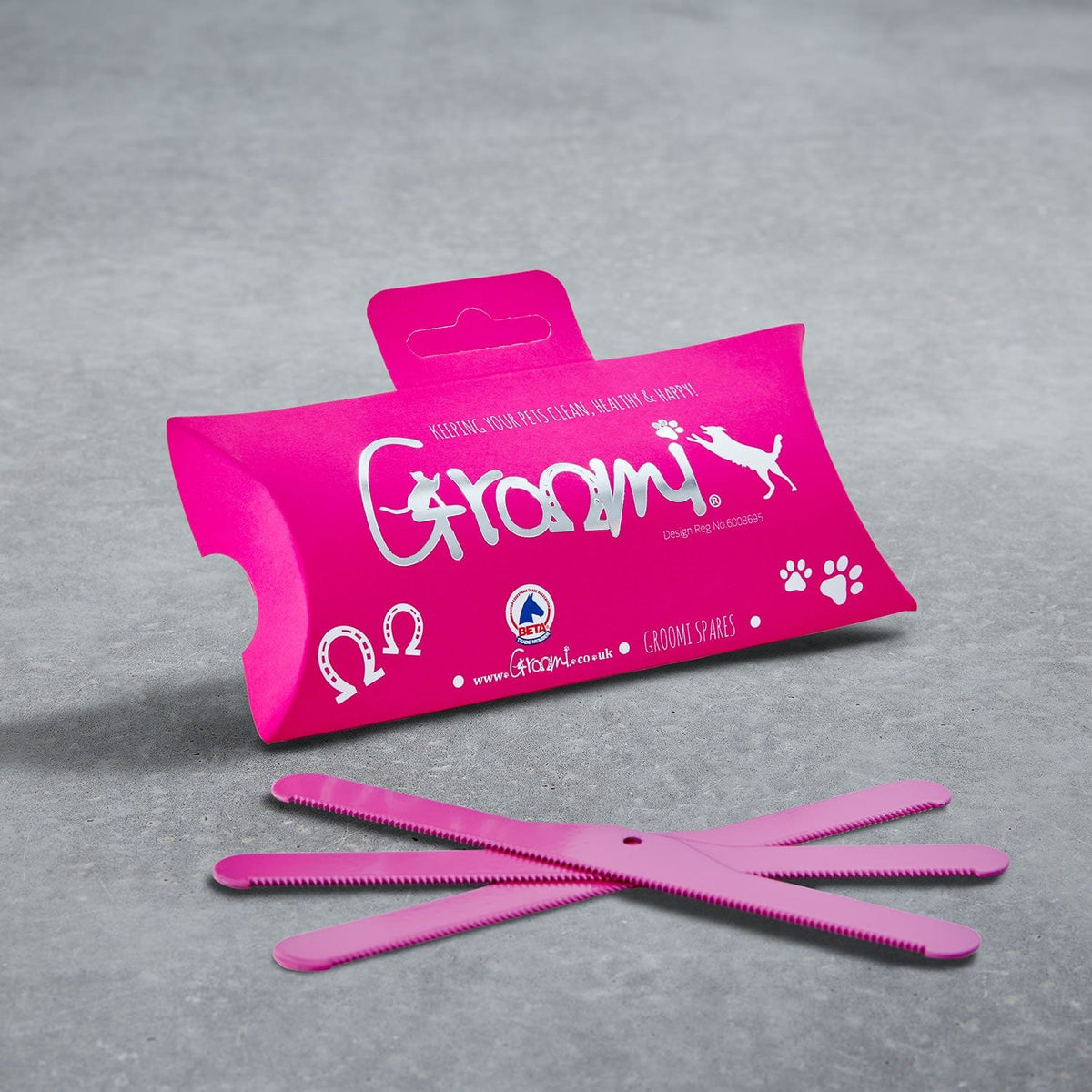 Groomi Spare Blades - Pink – The Old Barn Shop